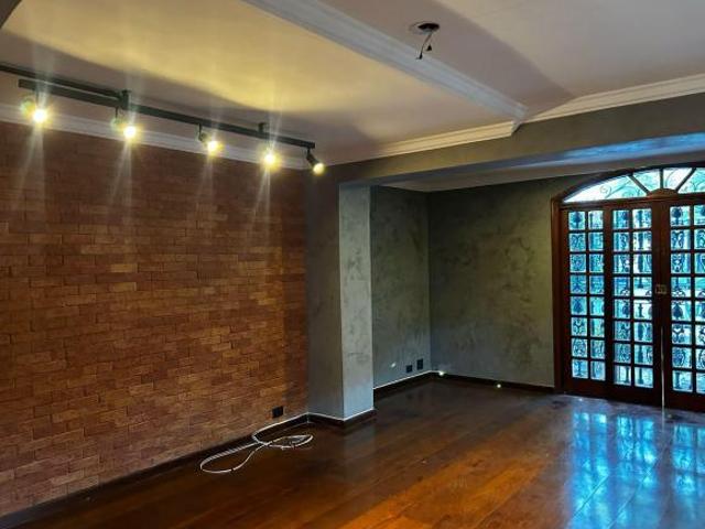 Casa com 3 quartos à venda com renda Jardim Paulista