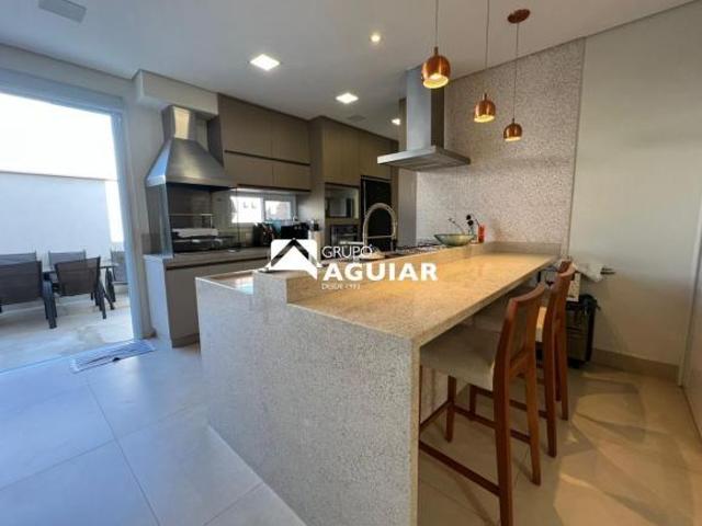 Casa com 3 quartos à venda, em Valinhos