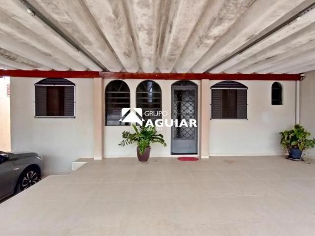 Casa com 3 quartos à venda em Valinhos
