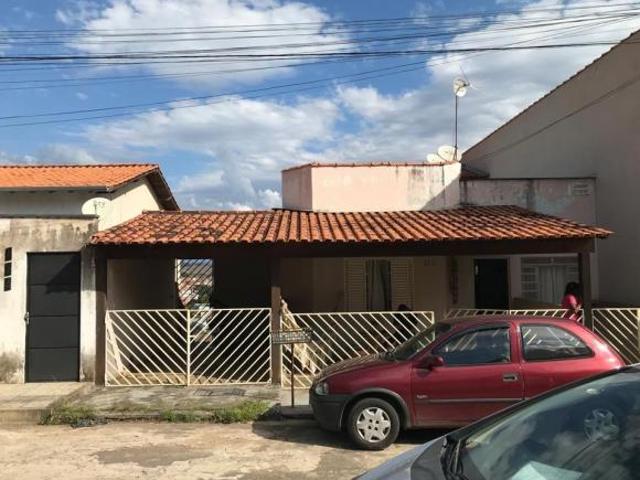 Casa com 3 quartos à venda em Varginha, no bairro Condomínio Residencial Urupês