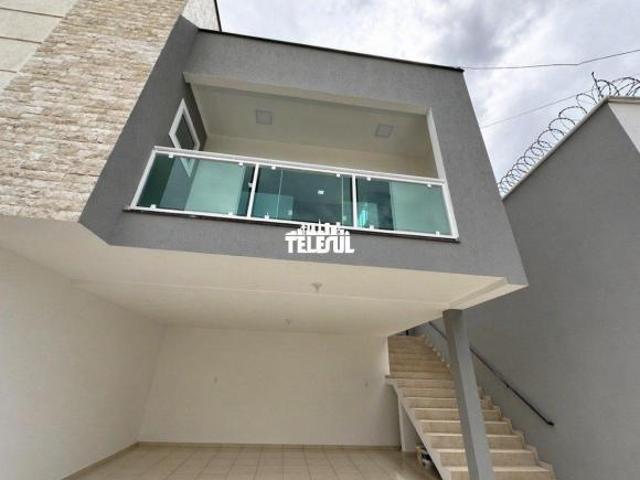 Casa com 3 quartos à venda em Varginha, no bairro Alta Villa