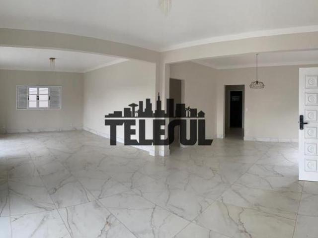 Casa com 3 quartos à venda em Varginha, no bairro Santa Luiza