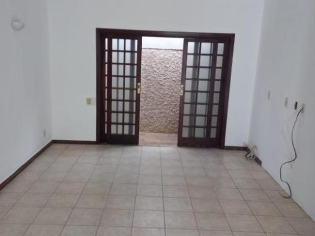 Casa com 3 quartos à venda em Varginha, no bairro Parque Boa Vista