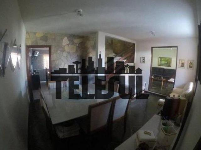Casa com 3 quartos à venda em Varginha, no bairro Pinheiros
