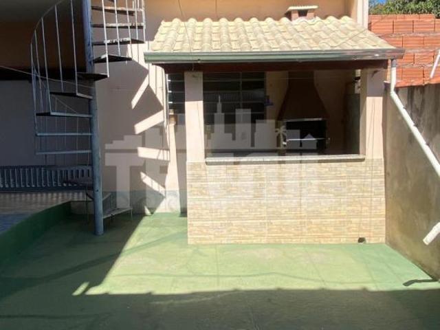 Casa com 3 quartos à venda em Varginha, no bairro Vila Barcelona