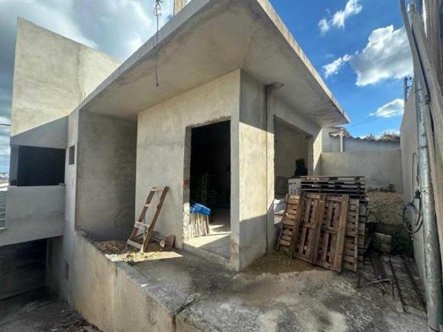 Casa com 3 quartos à venda em Varginha, no bairro Vila Maristela