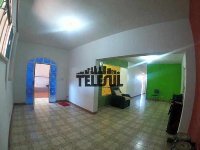 Casa com 3 quartos à venda em Varginha, no bairro Vila Paiva