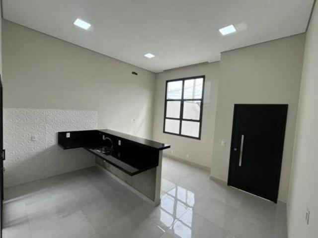 Casa com 3 quartos a venda em Vila Matilde, 300 m² bem localizada