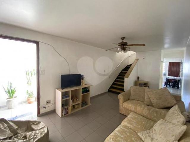 Casa com 3 quartos à venda em Vila mazzei SP