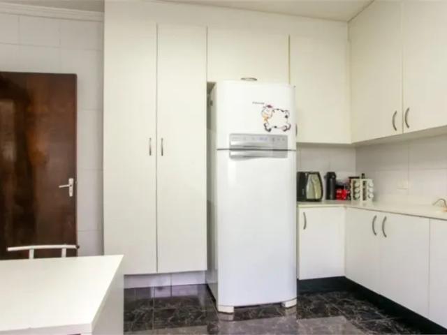 Casa com 3 quartos à venda em Vila Nair SP