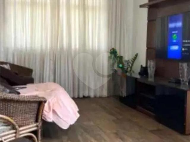 Casa com 3 quartos à venda em Vila campesina SP