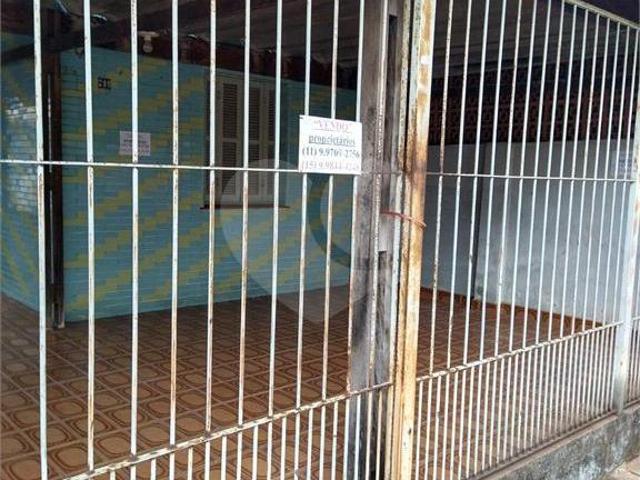 Casa com 3 quartos à venda em Vila Carrão SP