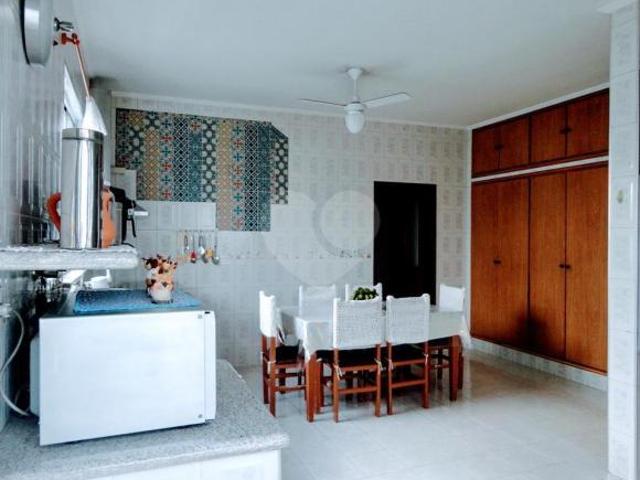 Casa com 3 quartos à venda em Vila clayton SP