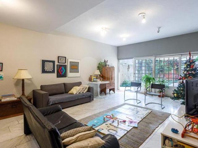 Casa com 3 quartos à venda em Vila cordeiro SP