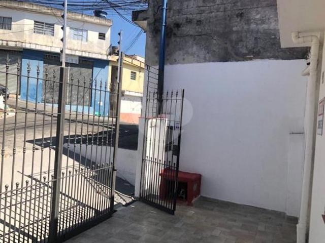 Casa com 3 quartos à venda em Vila Dona Augusta SP