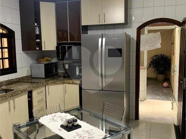 Casa com 3 quartos à venda em Vila Fátima SP