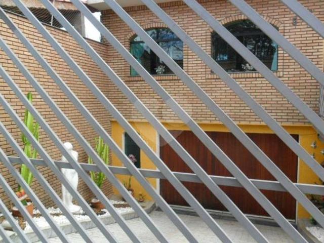 Casa com 3 quartos à venda em Vila irmãos arnoni SP