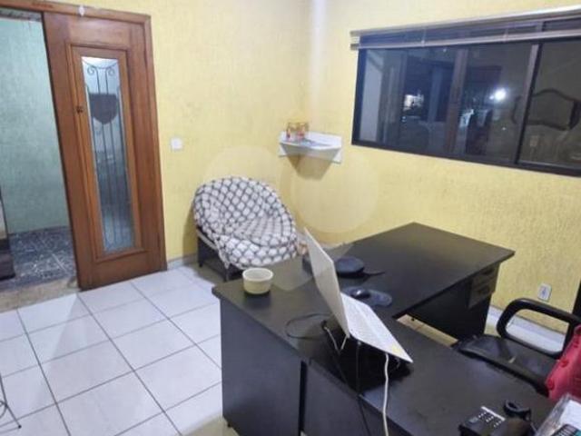 Casa com 3 quartos à venda em Vila pereira barreto SP