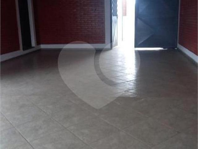 Casa com 3 quartos à venda em Vila rezende SP
