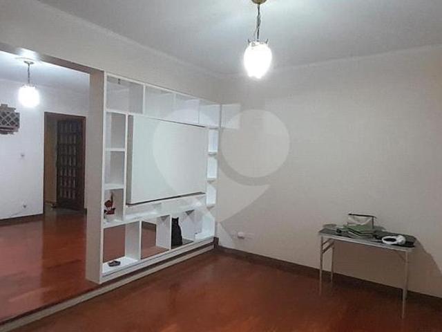 Casa com 3 quartos à venda em Vila rezende SP