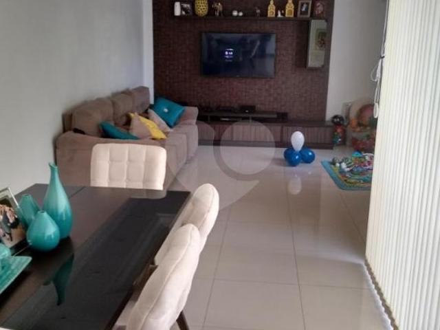 Casa com 3 quartos à venda em Vila valença SP