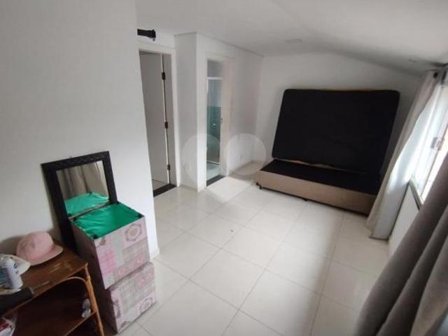 Casa com 3 quartos à venda em Vila Voturua SP