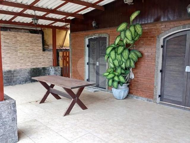 Casa com 3 quartos à venda em Vista linda SP