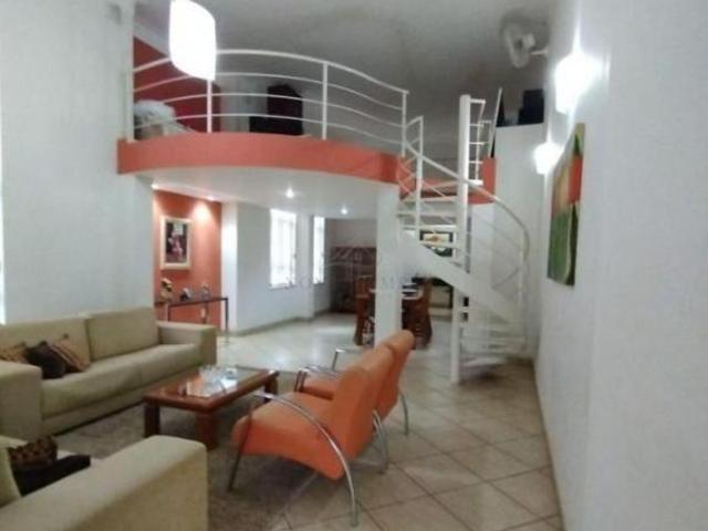 CASA COM 3 QUARTOS A VENDA EM ARAÇATUBA