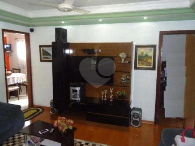 Casa à venda com 3 quartos, sendo 1 suíte, em Azulville i, São Carlos