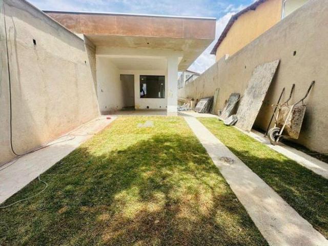 Casa com 3 quartos à venda em Belo Horizonte, no bairro Copacabana
