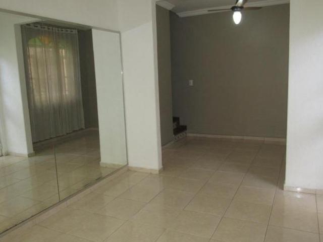 Casa com 3 quartos à venda em Belo Horizonte, no bairro Caiçaras