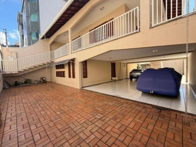 Casa com 3 quartos à venda em Belo Horizonte, no bairro Castelo