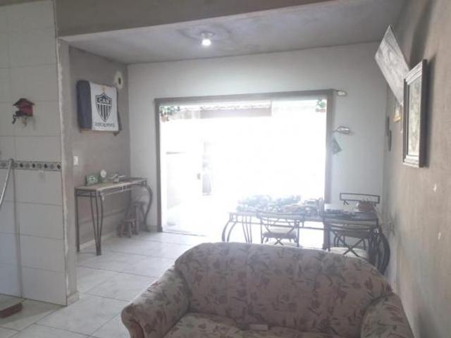 Casa com 3 quartos à venda em Belo Horizonte, no bairro Céu Azul