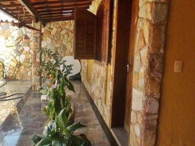 Casa com 3 quartos à venda em Belo Horizonte, no bairro Céu Azul