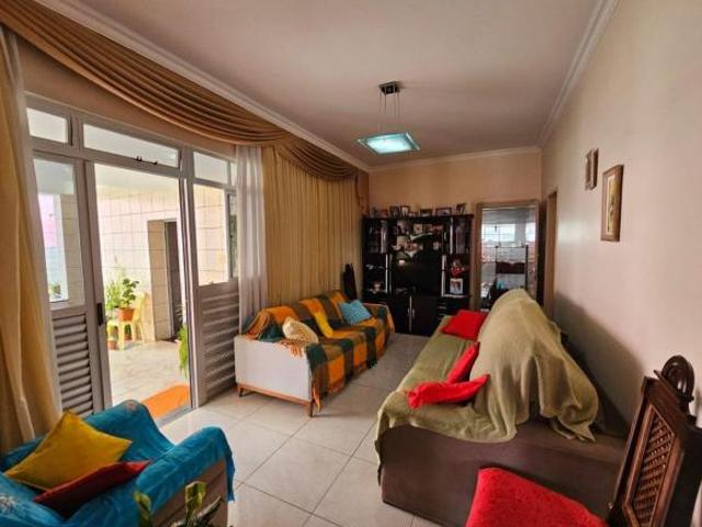 Casa com 3 quartos à venda em Belo Horizonte, no bairro Aparecida