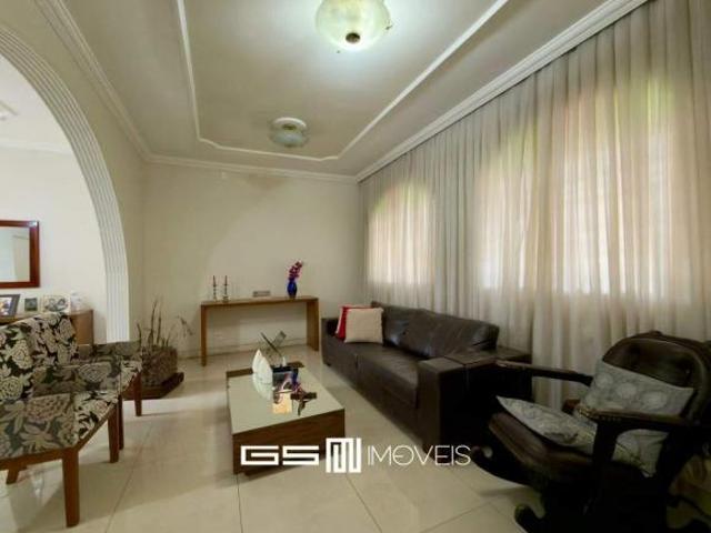 Casa com 3 quartos à venda em Belo Horizonte, no bairro Dom Bosco