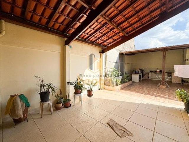 Casa com 3 quartos à venda em Belo Horizonte, no bairro Dom Bosco