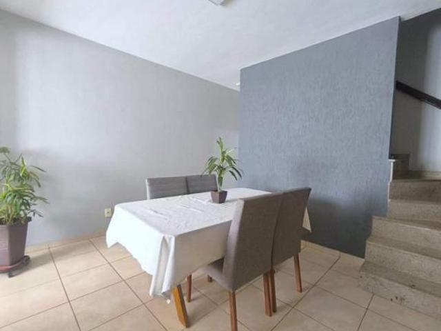 Casa com 3 quartos à venda em Belo Horizonte, no bairro Dona Clara