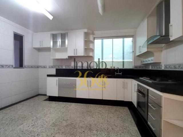 Casa com 3 quartos à venda em Belo Horizonte, no bairro Diamante Barreiro