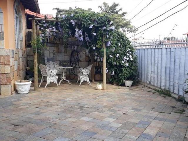 Casa com 3 quartos à venda em Belo Horizonte, no bairro Floramar