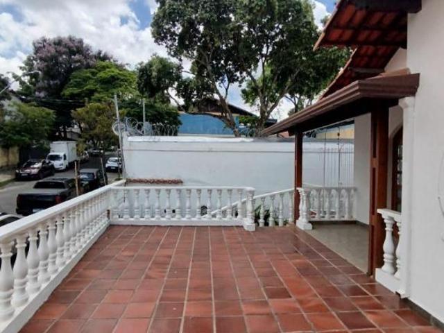 Casa com 3 quartos à venda em Belo Horizonte, no bairro Indaiá