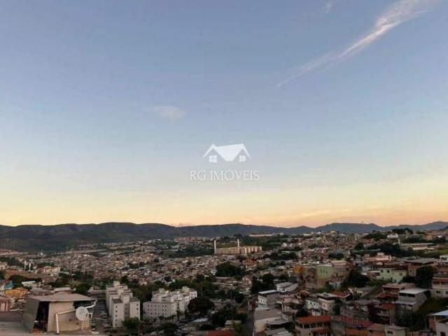 Casa com 3 quartos à venda em Belo Horizonte, no bairro Olaria