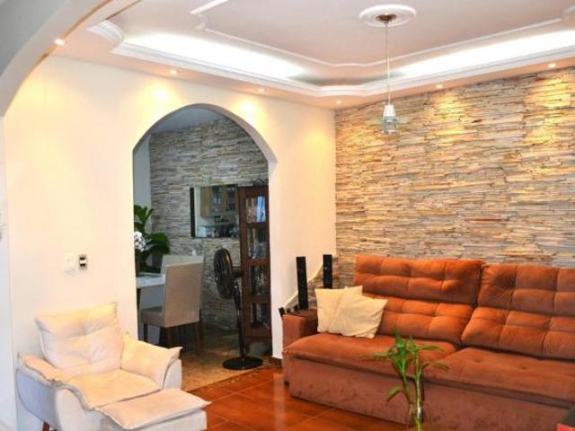 Casa com 3 quartos à venda em Belo Horizonte, no bairro Lagoinha Leblon