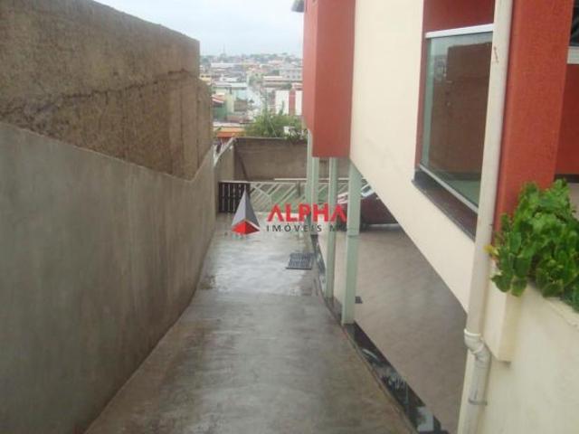 Casa com 3 quartos à venda em Belo Horizonte, no bairro Lindéia