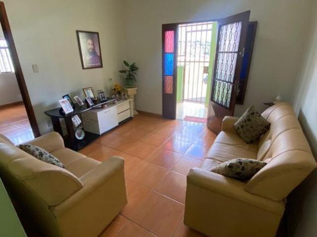 Casa com 3 quartos à venda em Belo Horizonte, no bairro Novo Glória
