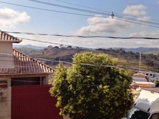 Casa com 3 quartos à venda em Belo Horizonte, no bairro Novo Horizonte