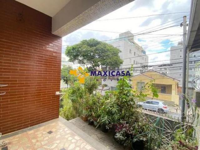 Casa com 3 quartos à venda em Belo Horizonte, no bairro Sagrada Família