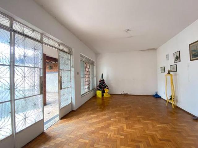 Casa com 3 quartos à venda em Belo Horizonte, no bairro Sagrada Família