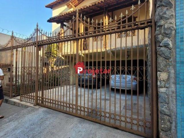 Casa com 3 quartos à venda em Belo Horizonte, no bairro Sagrada Família