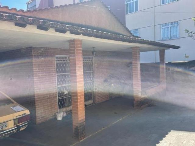 Casa com 3 quartos à venda em Belo Horizonte, no bairro Salgado Filho